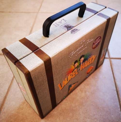 Collectable Signs - Laurel and Hardy - The Feature Film Collection (10-DVD Suitcase Box) [New ...